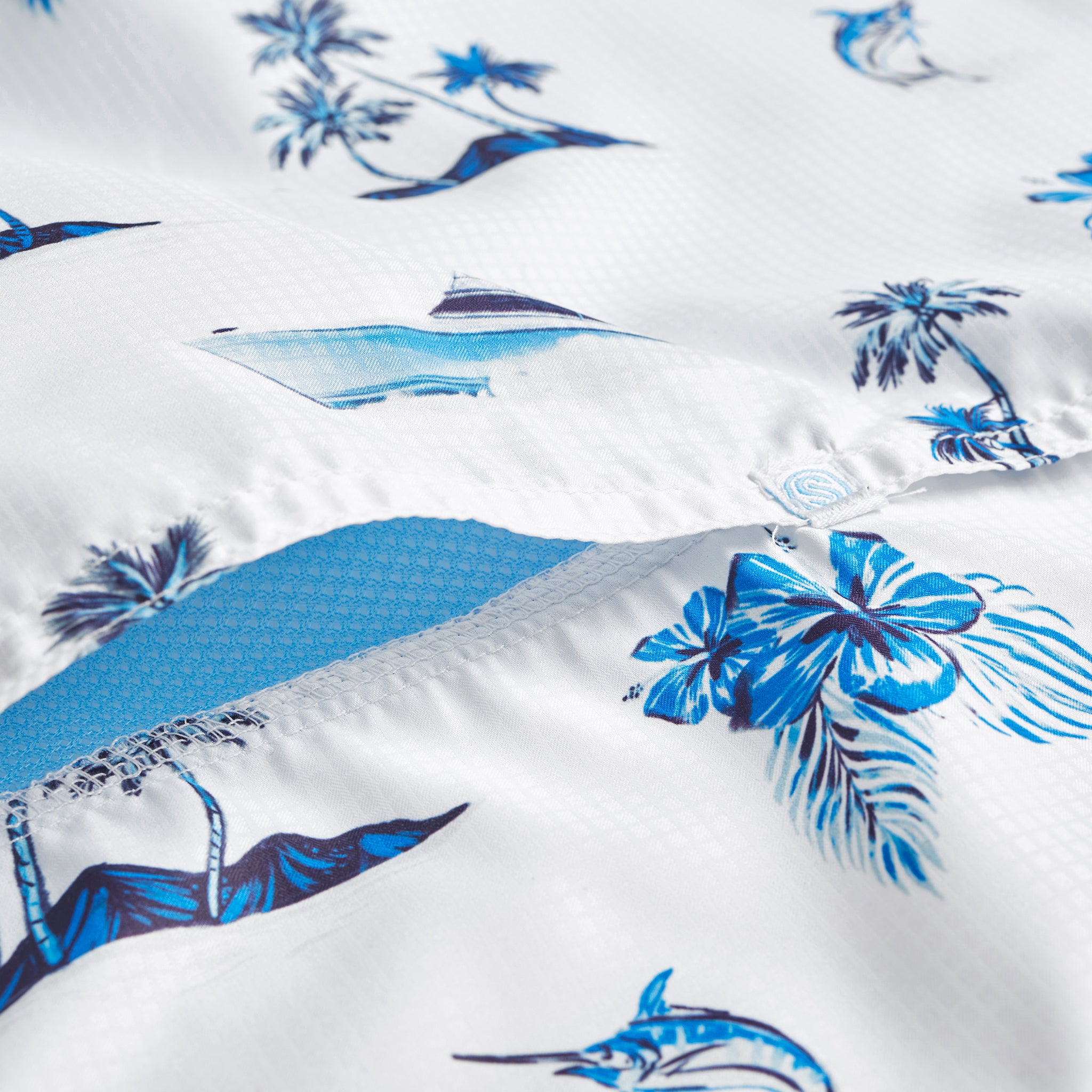 Sporty Button Down – Scalesgear.com